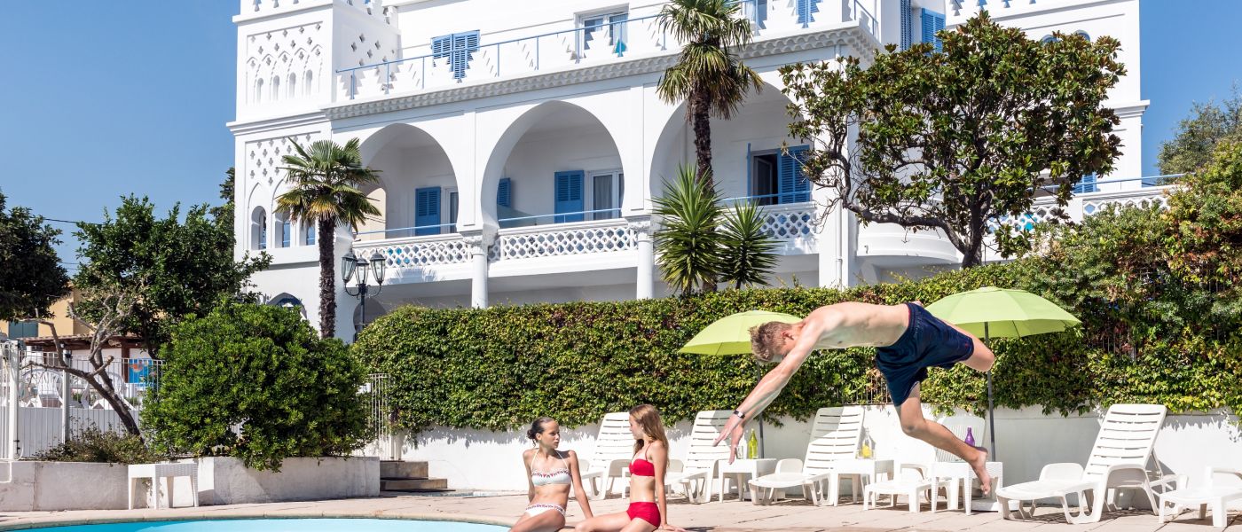 Beach Premium Teen Summer Camp on the French Riviera 2025 | Nacel